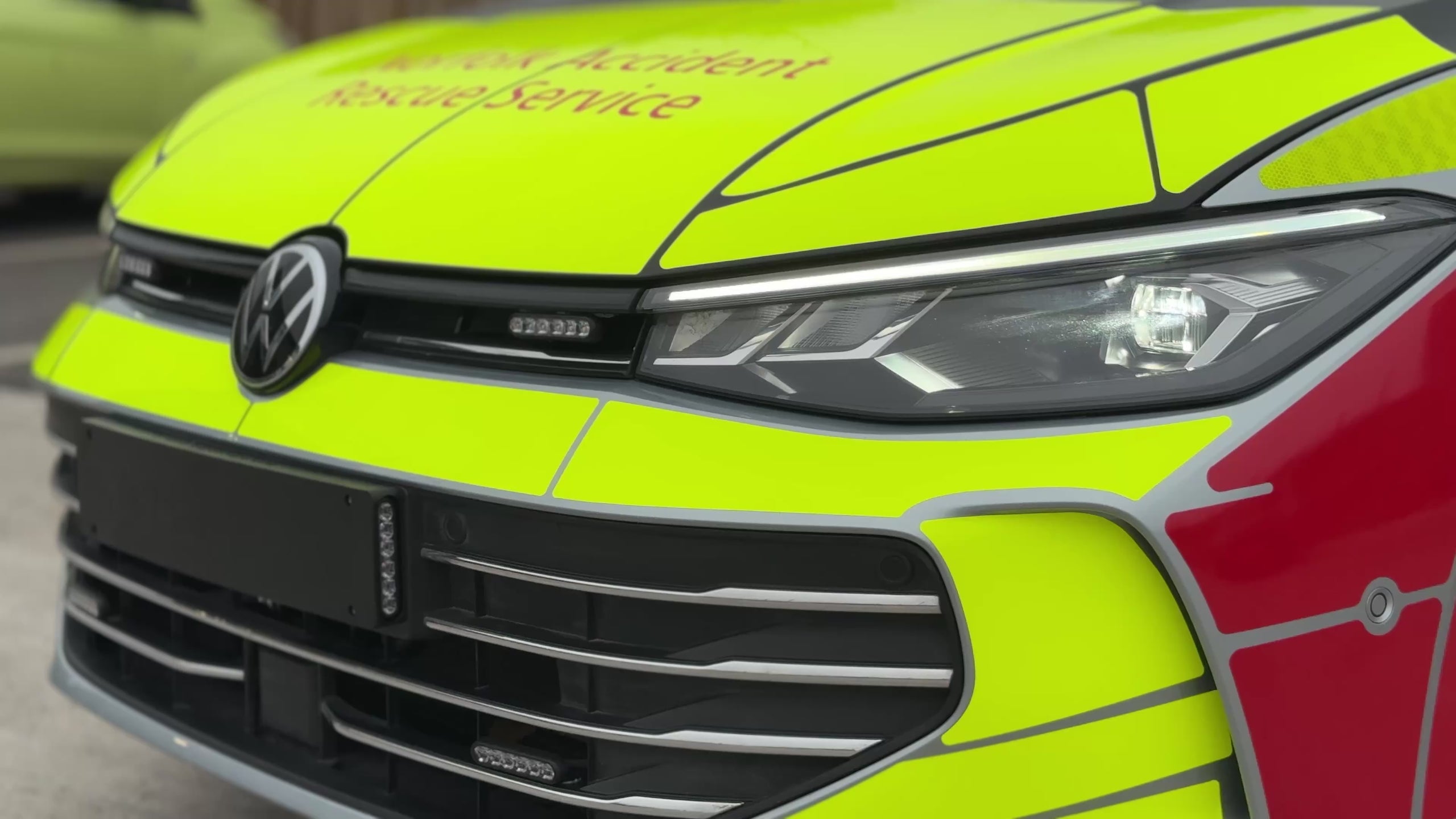 Safe Response-Univisor Sun Visor Signs, Blue Light Vehicle Conversions ...